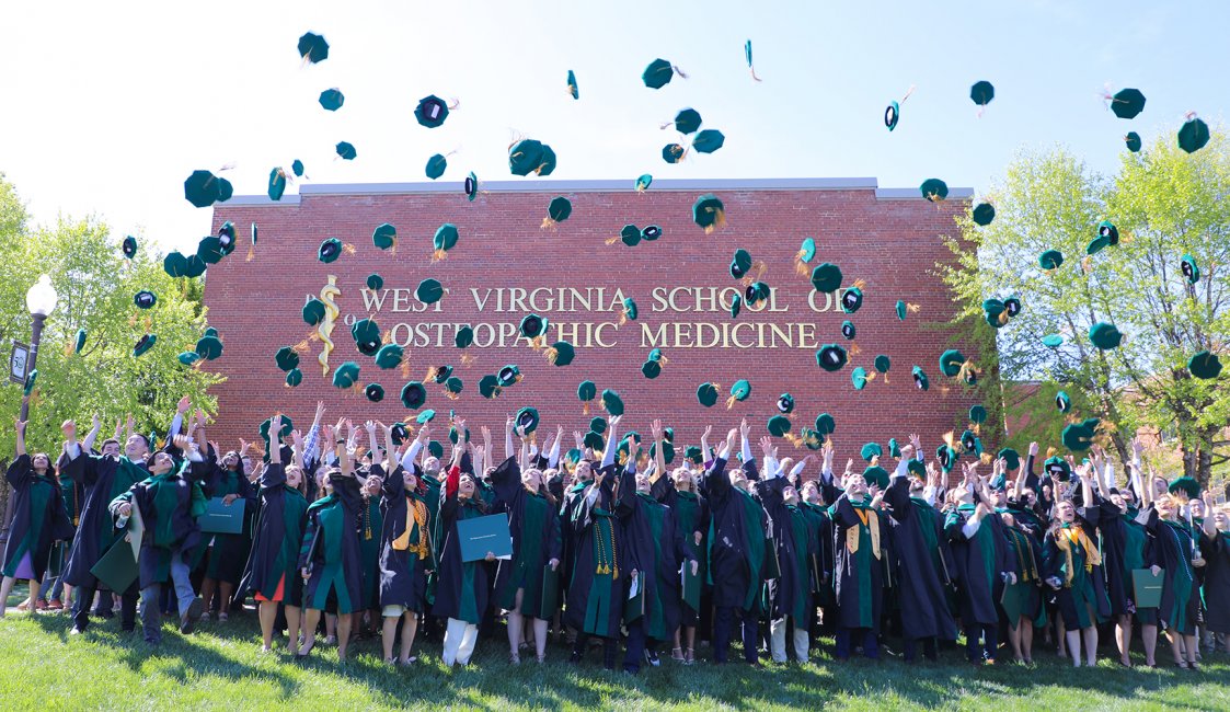 WVSOM’s first pandemic-era class graduates 177 new physicians | West ...